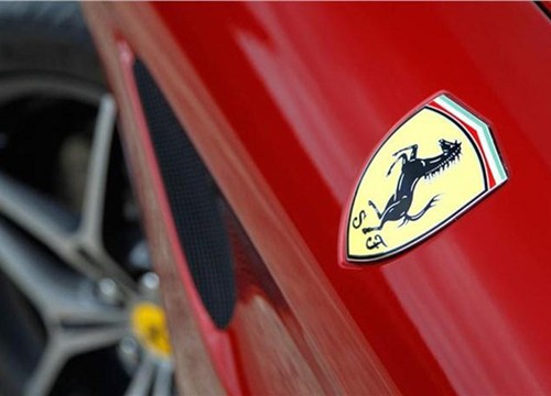 Hãng xe Ferrari sắp tung ra 15 mẫu siêu xe trong đó có cả xe chạy điện ...