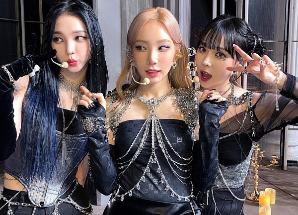 Những lần idol Gen 2 đọ sắc bất phân thắng bại với đàn em thế hệ thứ 4 ...