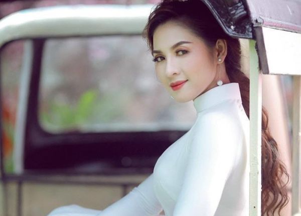 Vẻ ngoài tươi trẻ và quyến rũ của Thái Nhã Vân ở tuổi 35 - Người đẹp - Việt Giải Trí