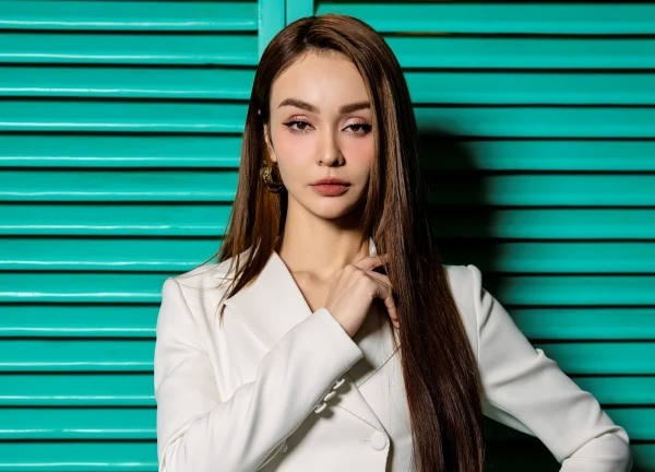 MLee đã căng: Đăng tâm thư giữa làn sóng tấn công Tiểu Vy, tỏ 1 thái độ với tình cũ Quốc Anh ...